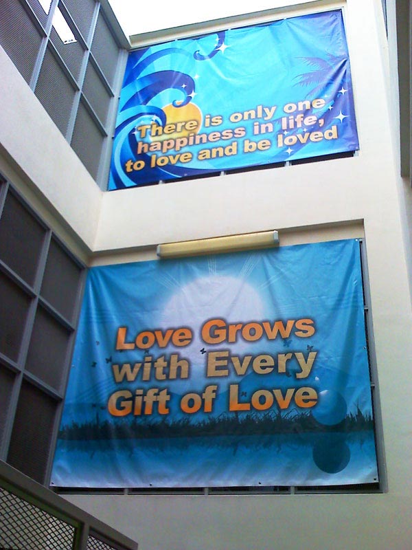 OUTDOOR PVC BANNERS - Custom Banner & Retractable Banner Stand ...